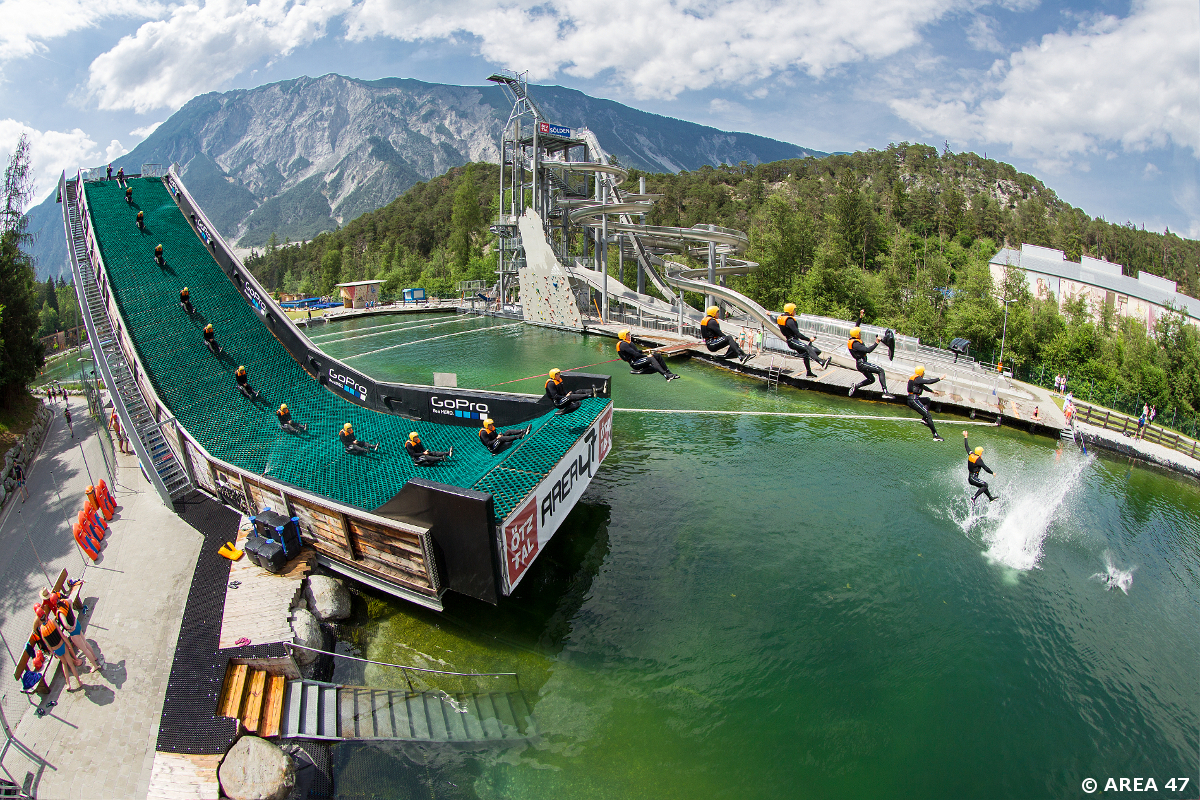 AREA 47: 2 Tage Tirol im 4* Hotel mit Frühstück & Tagesticket ab 91 ...